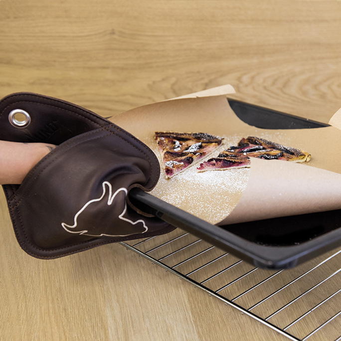 Ofenhandschuh Leder Kuhkopf – JA\UND?